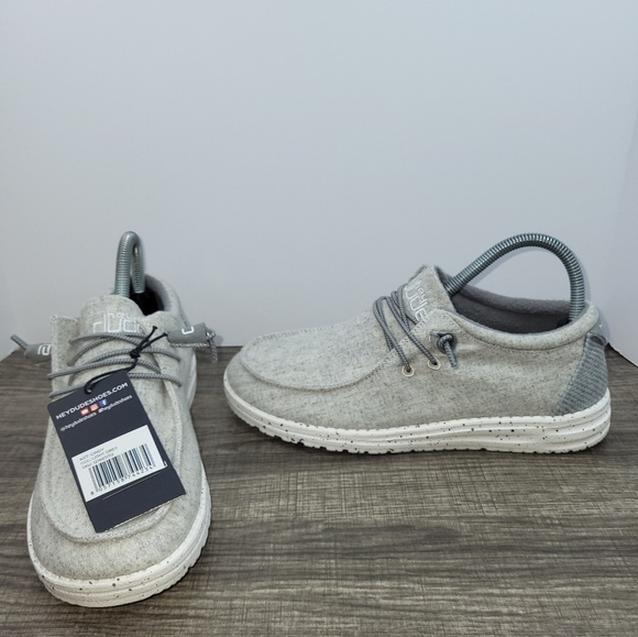 Hey Dude | Shoes | Hey Dude Cindy Light Gray Shoes Women Cl427 | Poshmark
